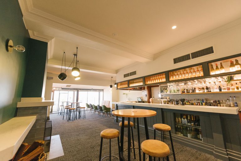 Cocktail Lounge - Barwon Heads Hotel